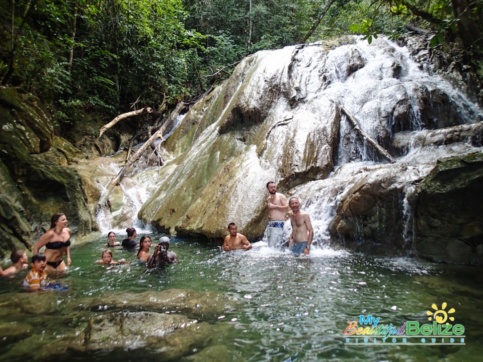 La Capitana Pontoon Boat - My Beautiful Belize